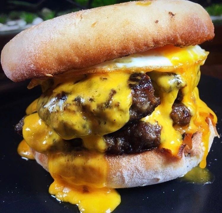 Burger-licious! What makes the perfect burger? - Come Grill With Me